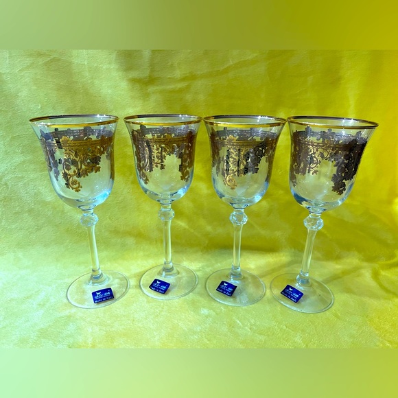 Le Stelle | Dining | 4 Pc Italy Le Stelle Crystal Wine Glasses 24kt ...